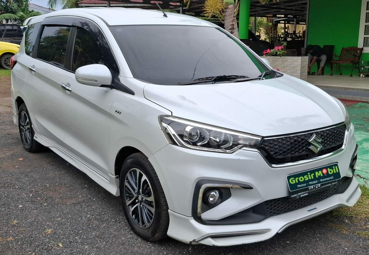 7 Mobil untuk Garasi 4 Meter: Pilihan Terbaik untuk Ruang Terbatas ...